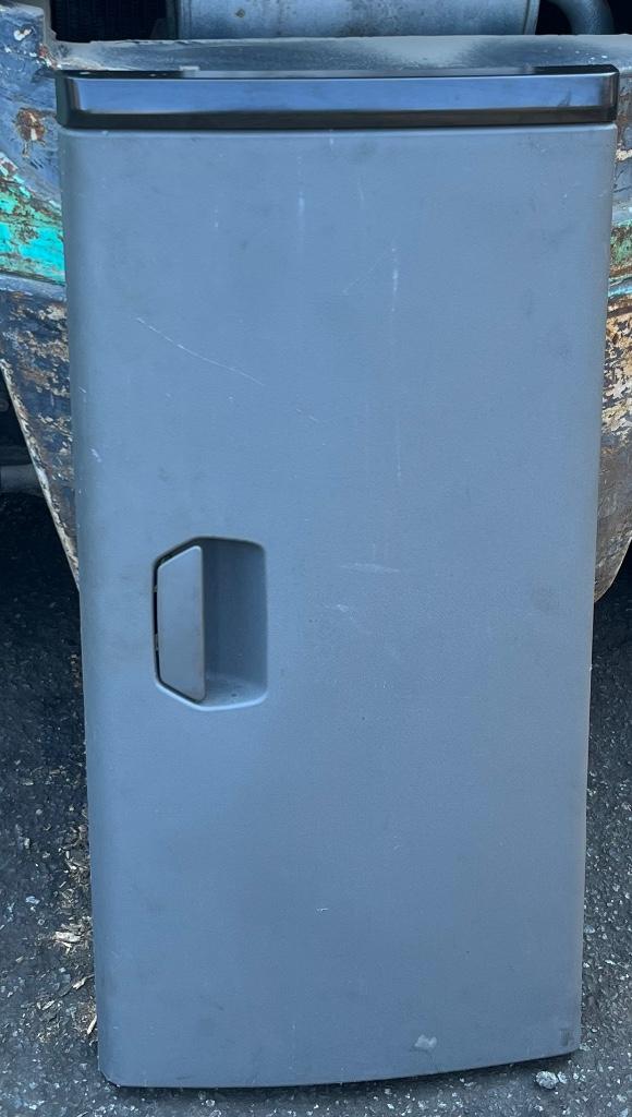 2021 Volvo Vnl Fridge | Payless Truck Parts