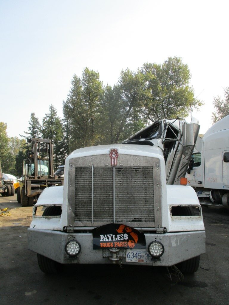 K236 - 2011 Kenworth T800 | Payless Truck Parts