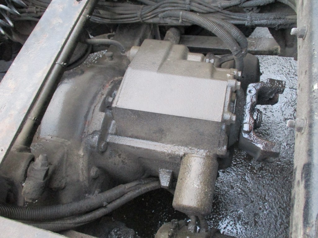 F352 - 2008 Freightliner Cascadia | Payless Truck Parts