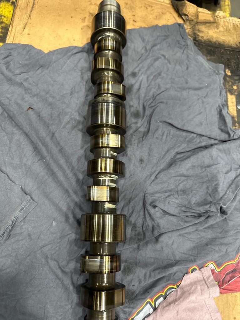 Cummins ISX Camshaft | Payless Truck Parts